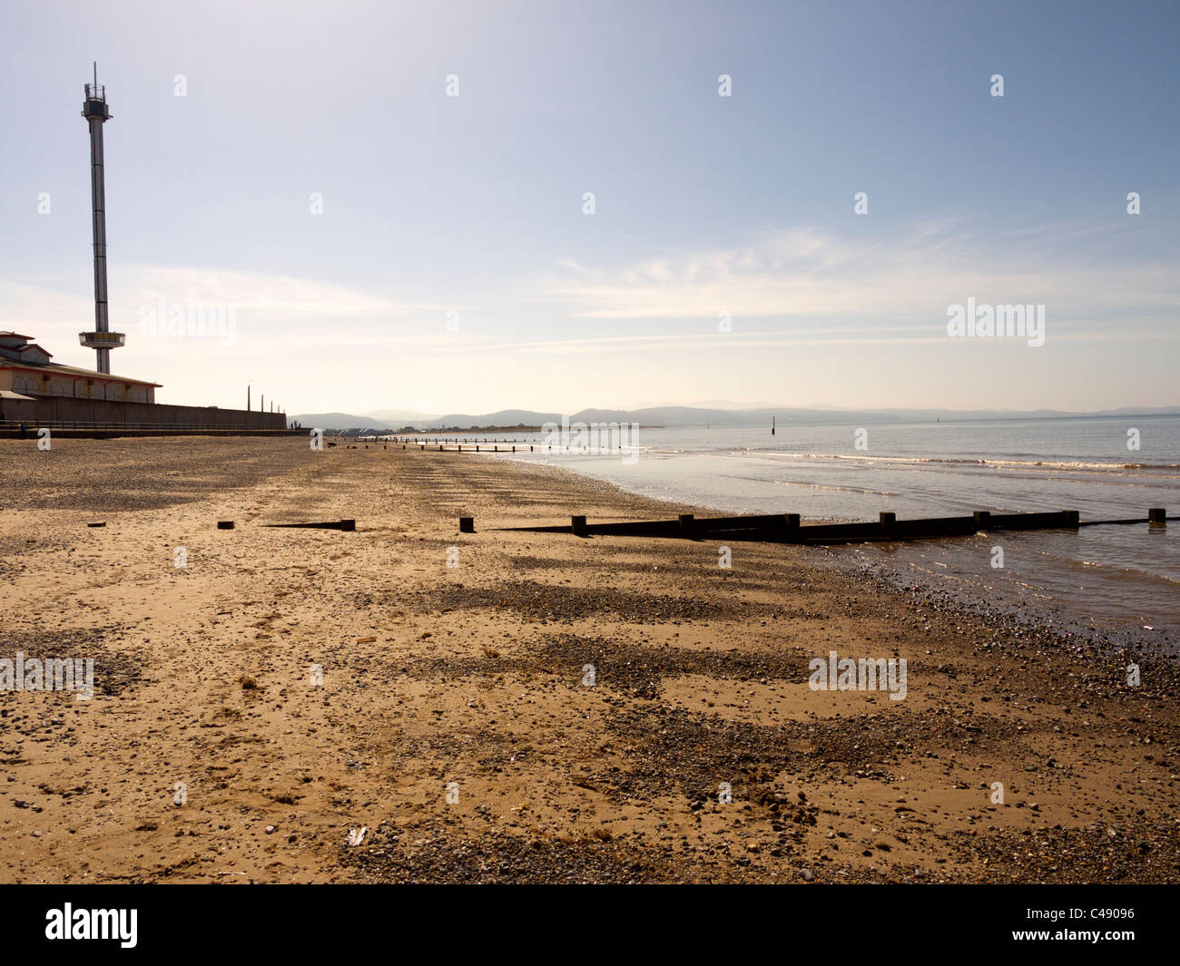Rhyl beach and the Rhyl Sky Tower Stock Photo - Alamy