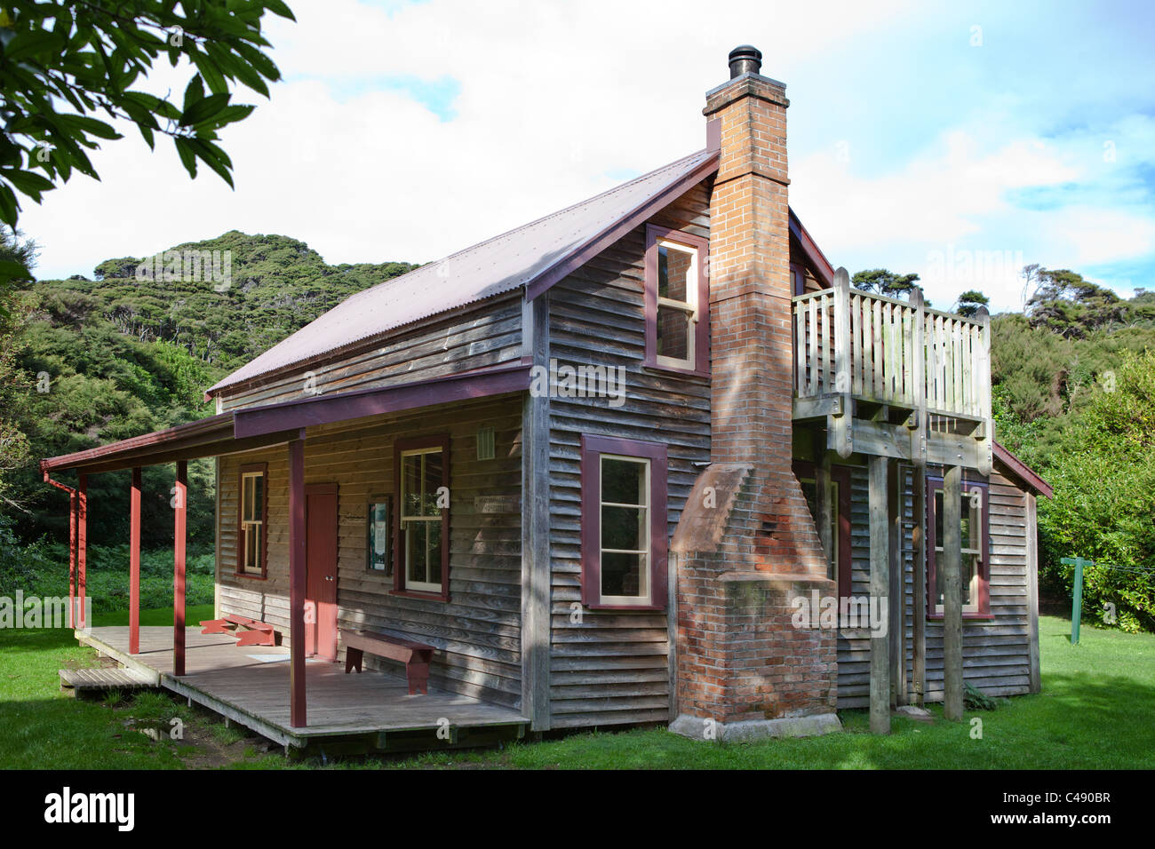 Whariwharangi hut, Abel Tasman national park, New Zealand Stock Photo ...