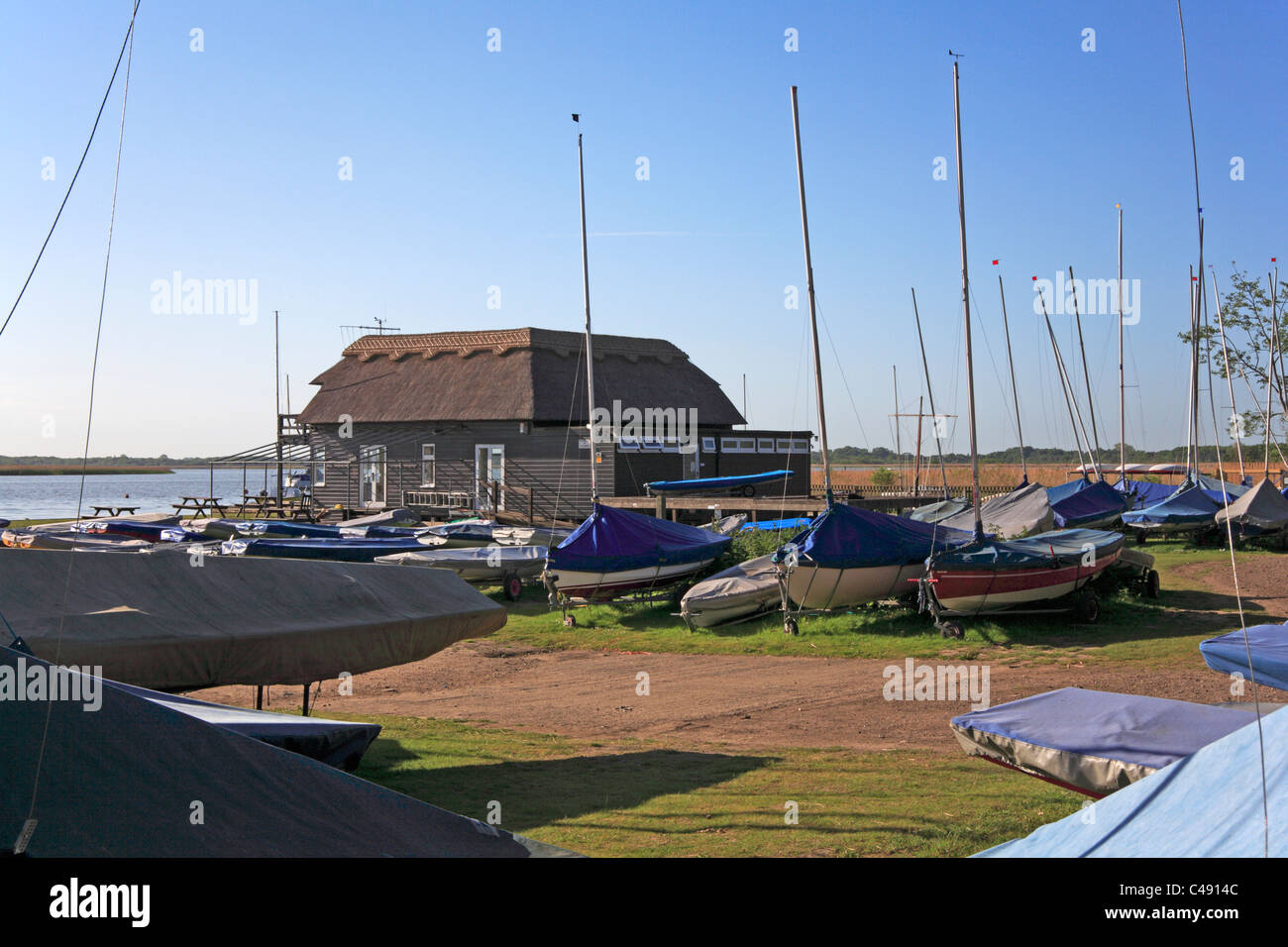 Sailing on hickling broad hi-res stock photography and images - Alamy