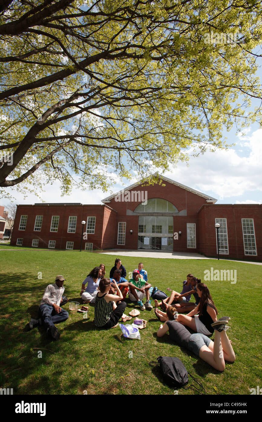 Class outside hi-res stock photography and images - Alamy