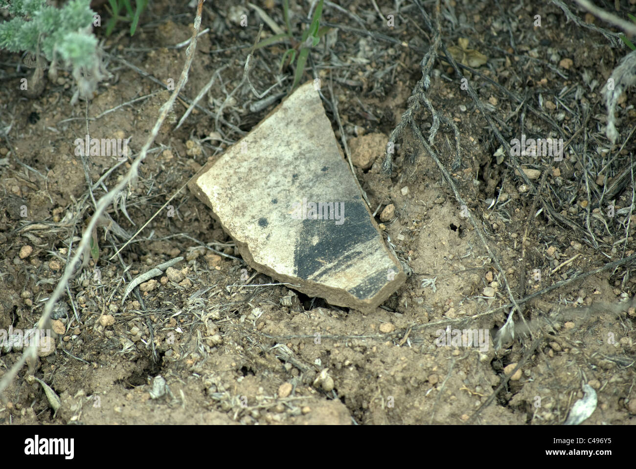 Native american pottery black and white hi-res stock photography and ...