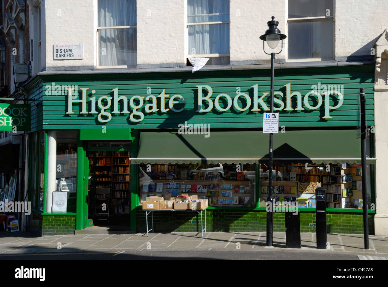 Highgate Bookshop, London, England Stock Photo - Alamy