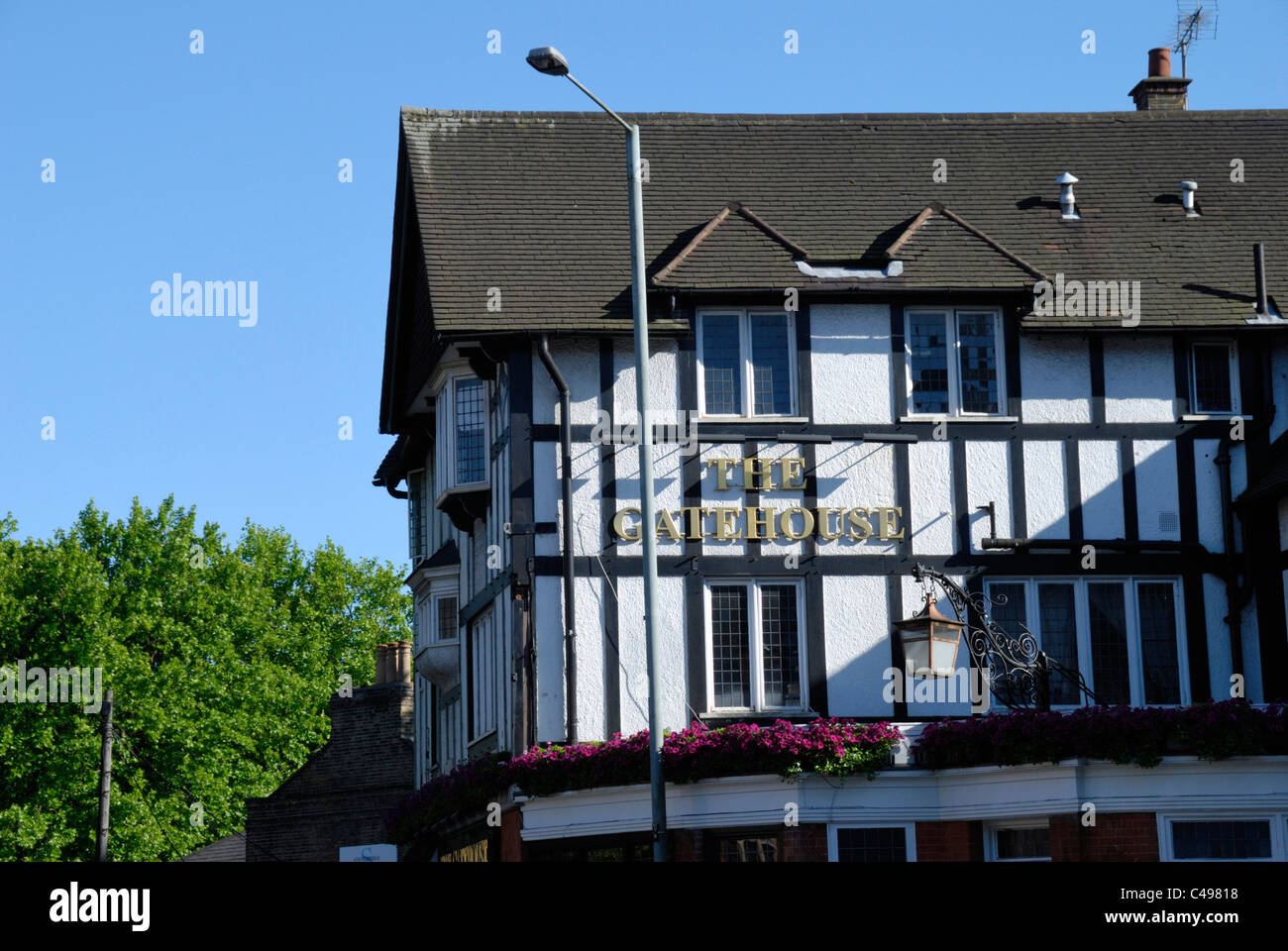 The Gatehouse pub, Highgate, London, England Stock Photo - Alamy