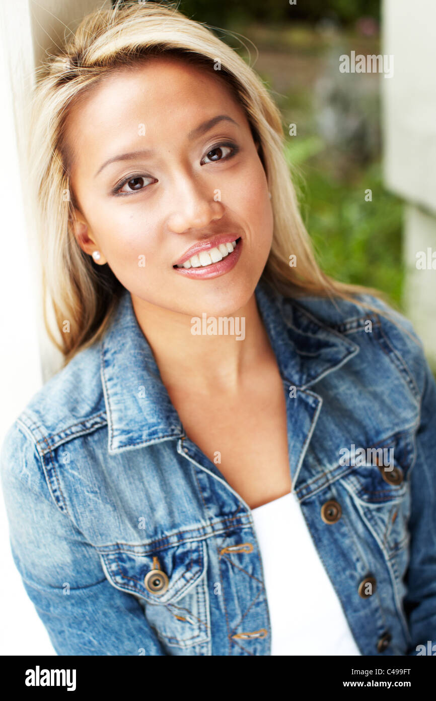 Portrait of Chinese girl Stock Photo - Alamy
