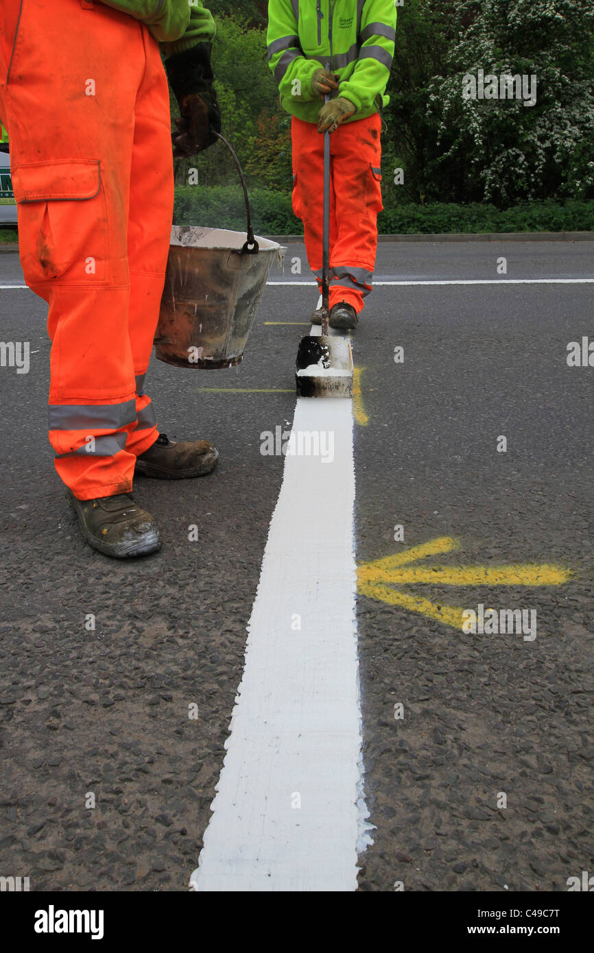 Road marking, road gang, keep clear, Health and Safety, painting road ...