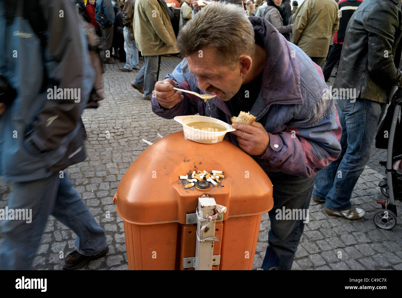 Cigarettes distribution hi-res stock photography and images - Alamy