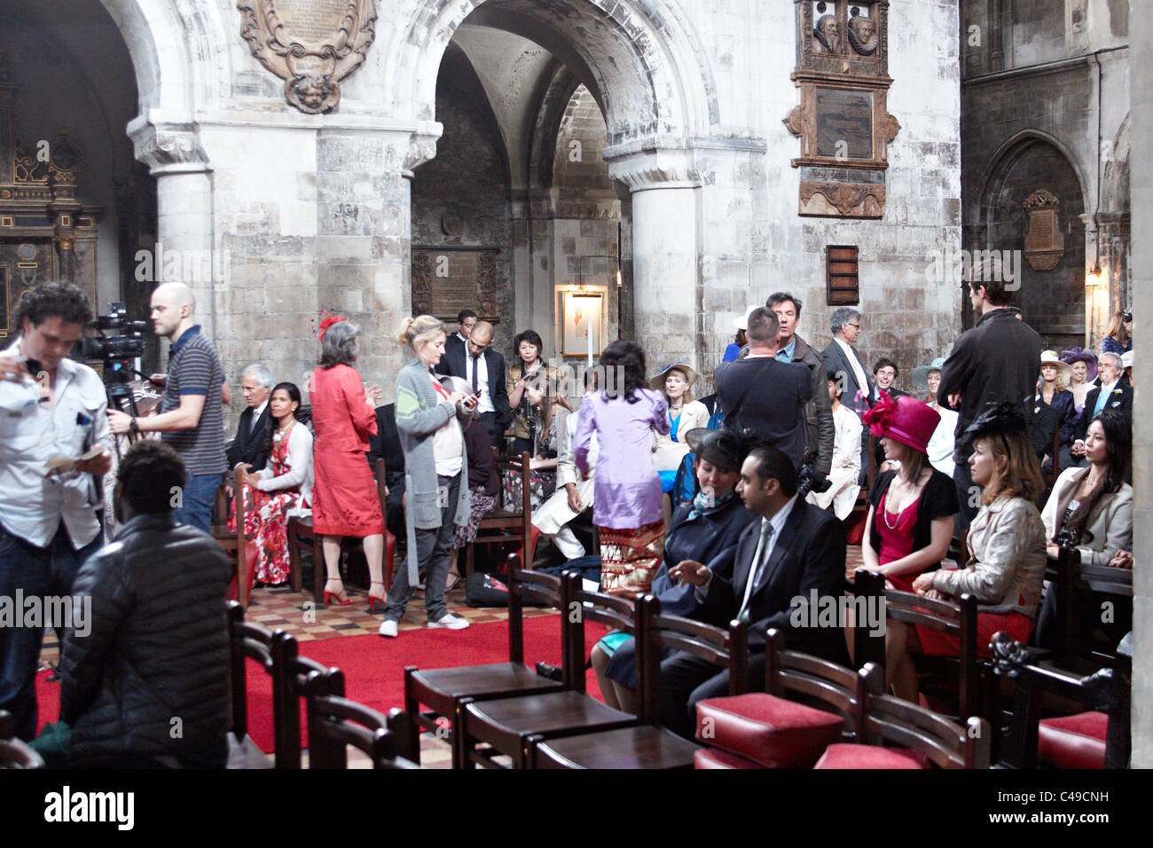 Lookalikes pretend to get married at a mock royal wedding ceremony ...