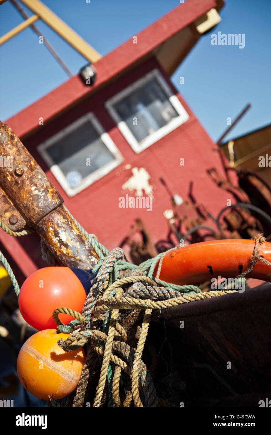 Ropes n rust Stock Photo - Alamy