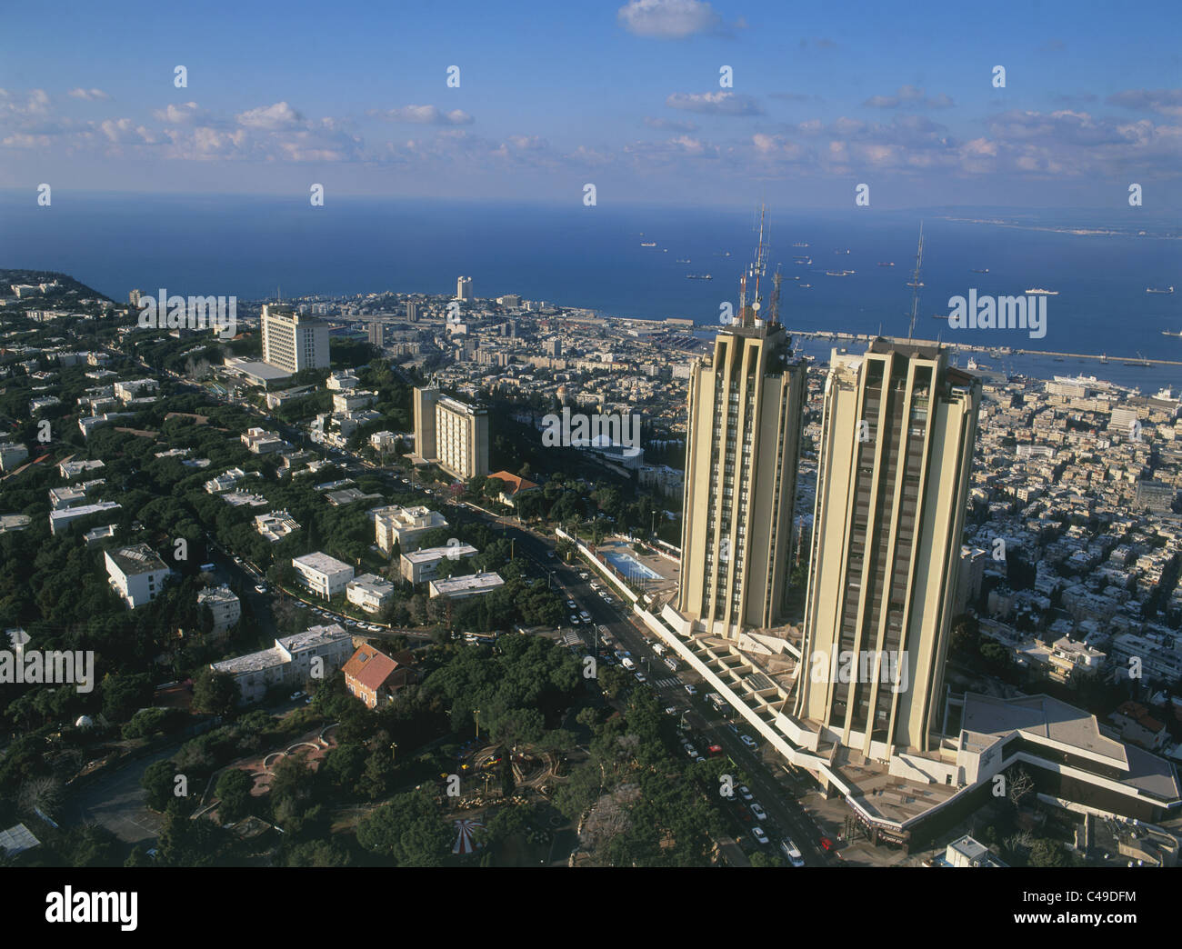 Aerial photograph of the city of Haifa Stock Photo - Alamy
