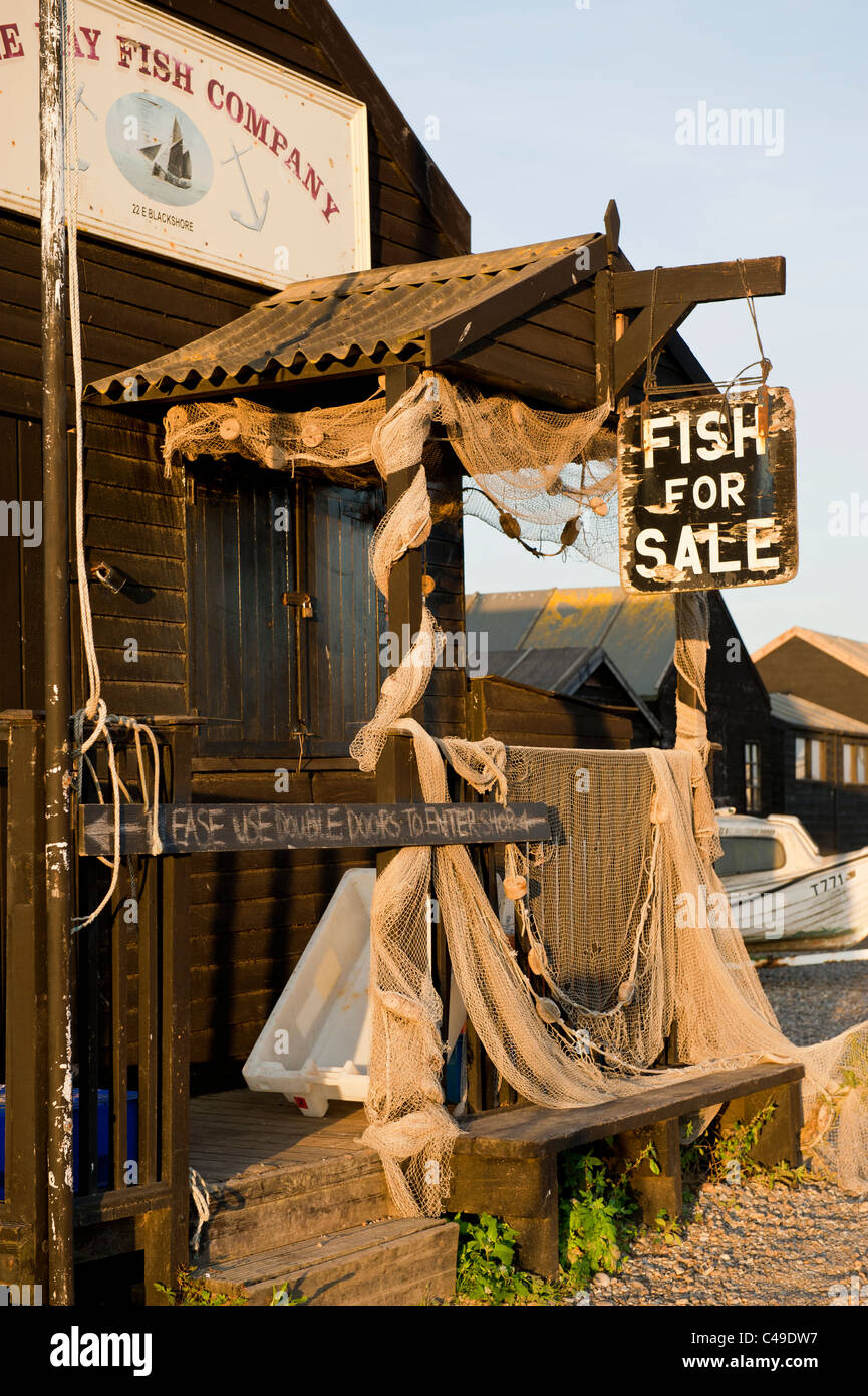 Wet fish shop hi-res stock photography and images - Alamy