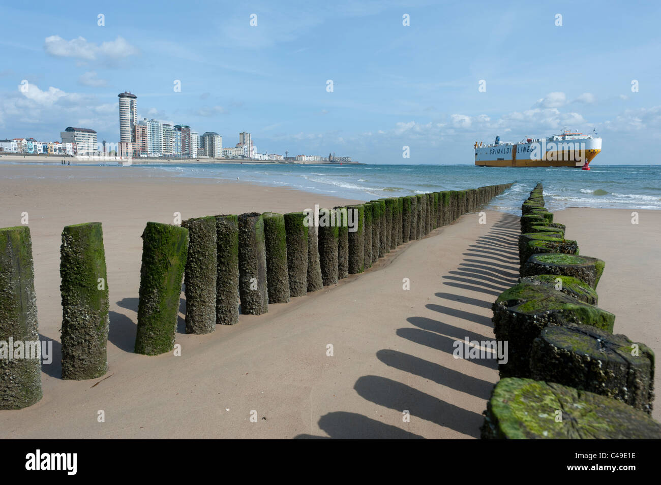 Flushing sand hi-res stock photography and images - Alamy