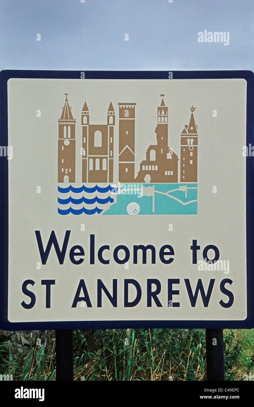 Town st andrews in hi-res stock photography and images - Alamy