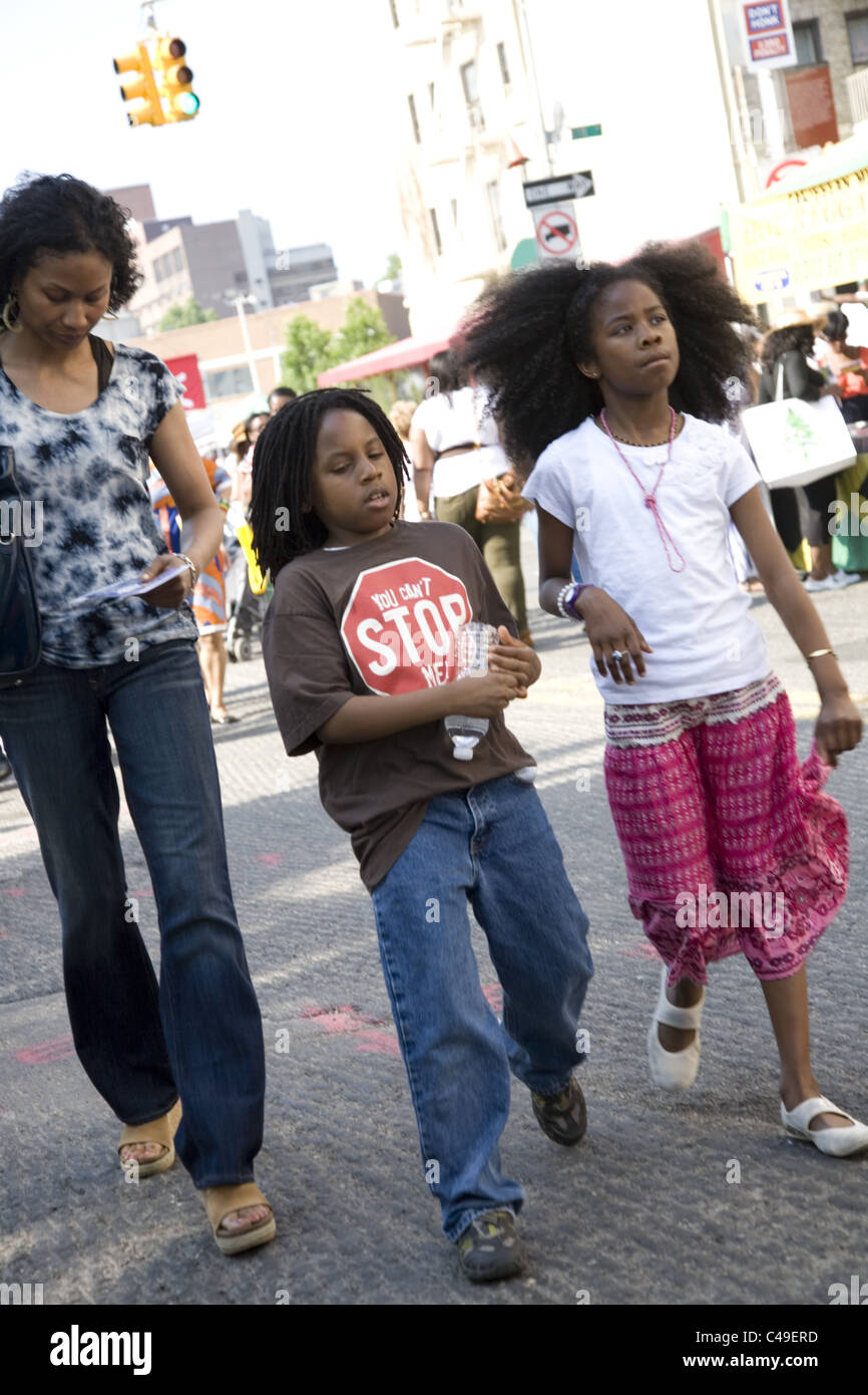 Kids on the street in Brooklyn, NY Stock Photo - Alamy