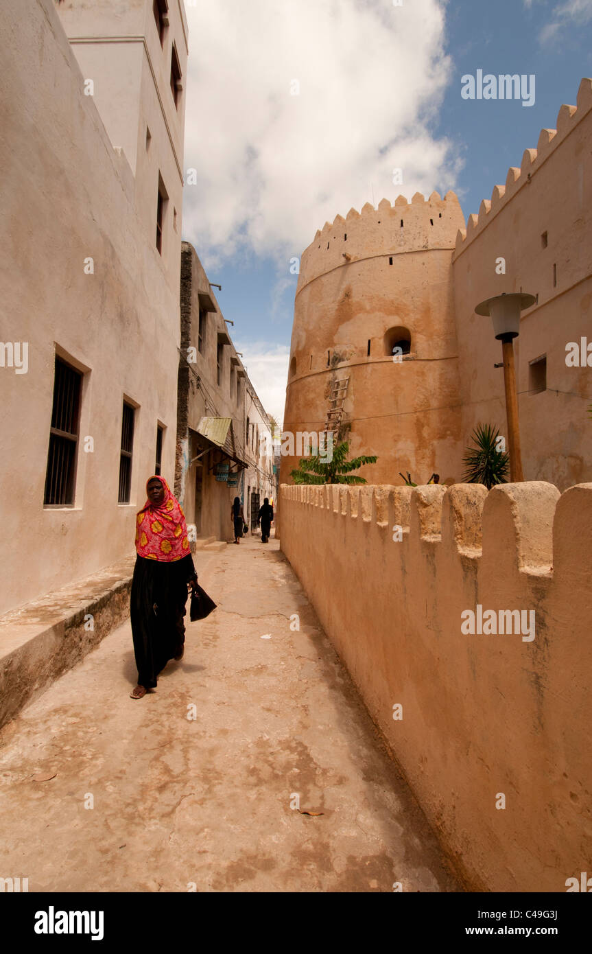 Street in Lamu, Kenya Stock Photo - Alamy