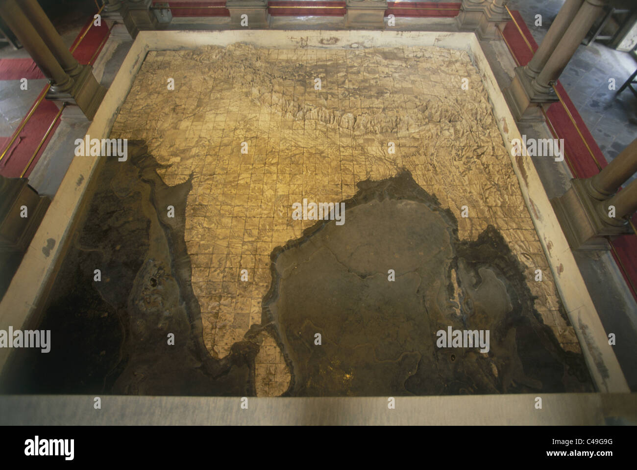 Photograph of a map of India in Varanasi India Stock Photo - Alamy