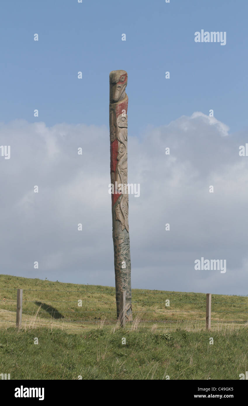 Totem Pole Orkney High Resolution Stock Photography and Images - Alamy