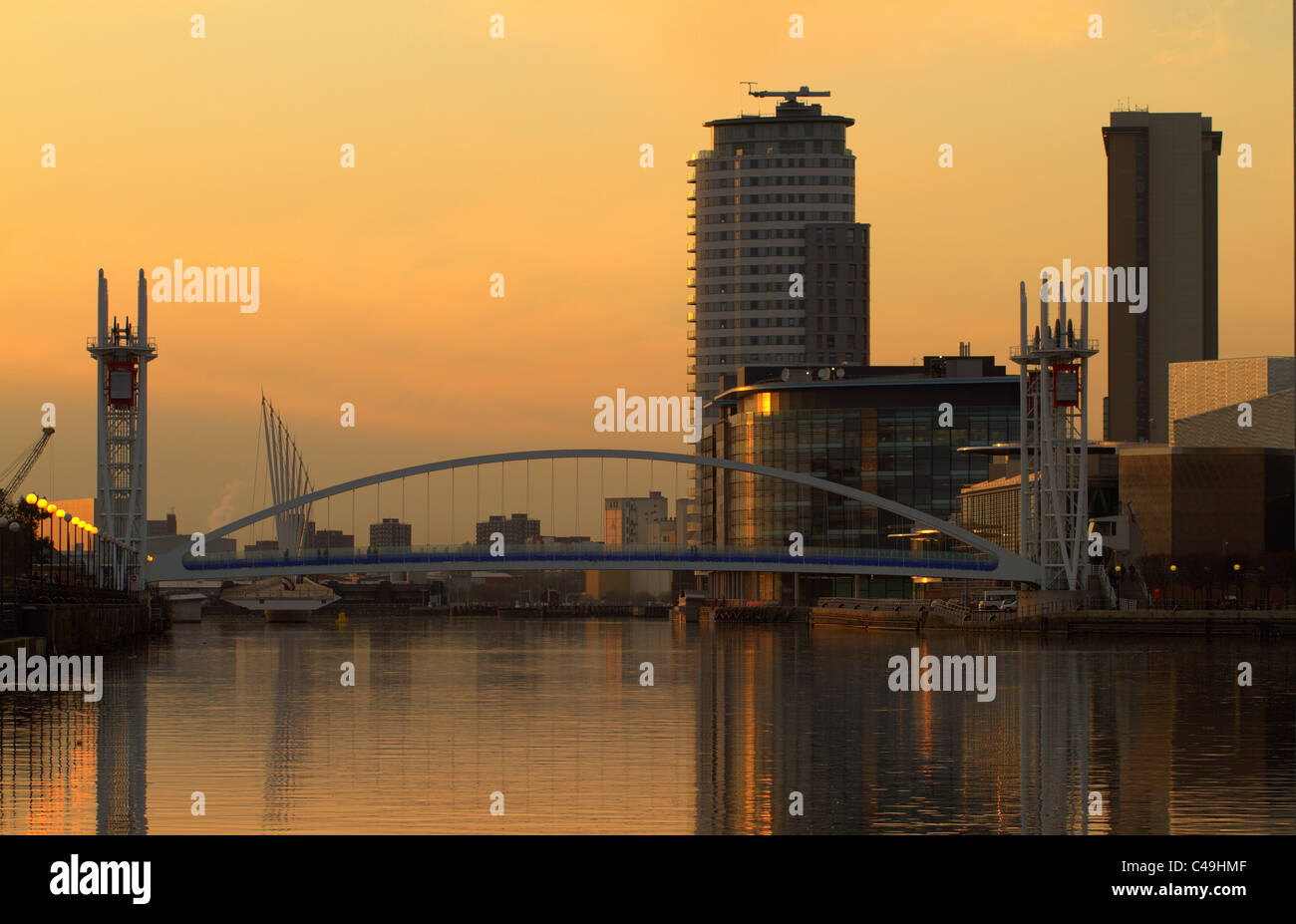 Salford Quays Millennium foot/lift bridge Bridge at sunset dusk Stock ...