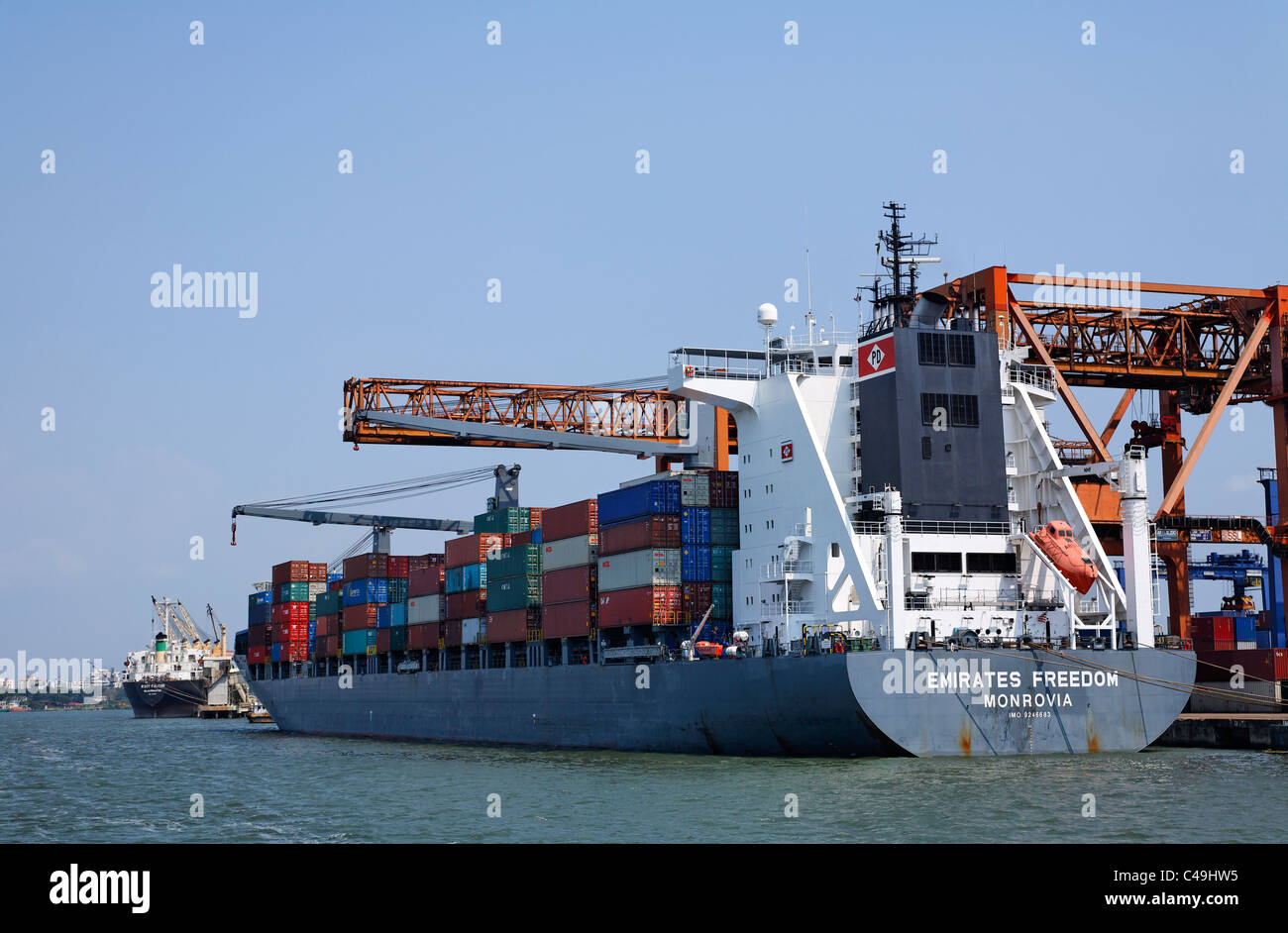 India container ship hi-res stock photography and images - Alamy