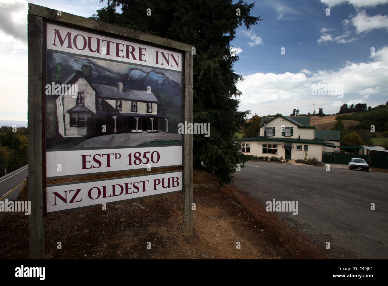 The Moutere Inn at Upper Moutere, Nelson, cliamed as the oldest pub in ...