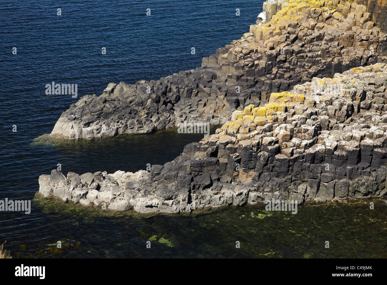 Polygonal columns hi-res stock photography and images - Alamy