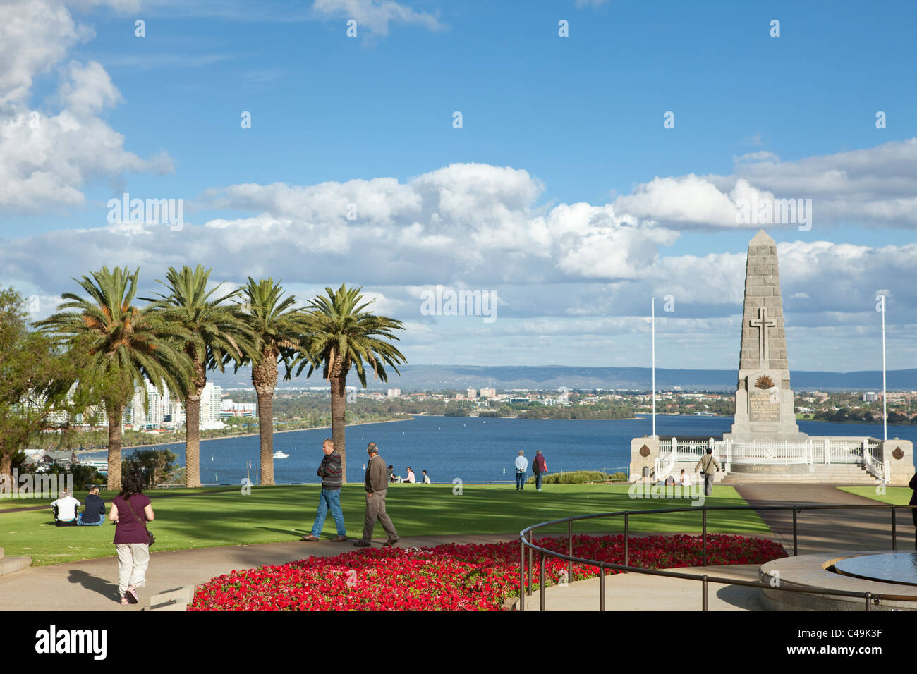 War Memorial in KIngs Park with Swan River in background. Perth ...