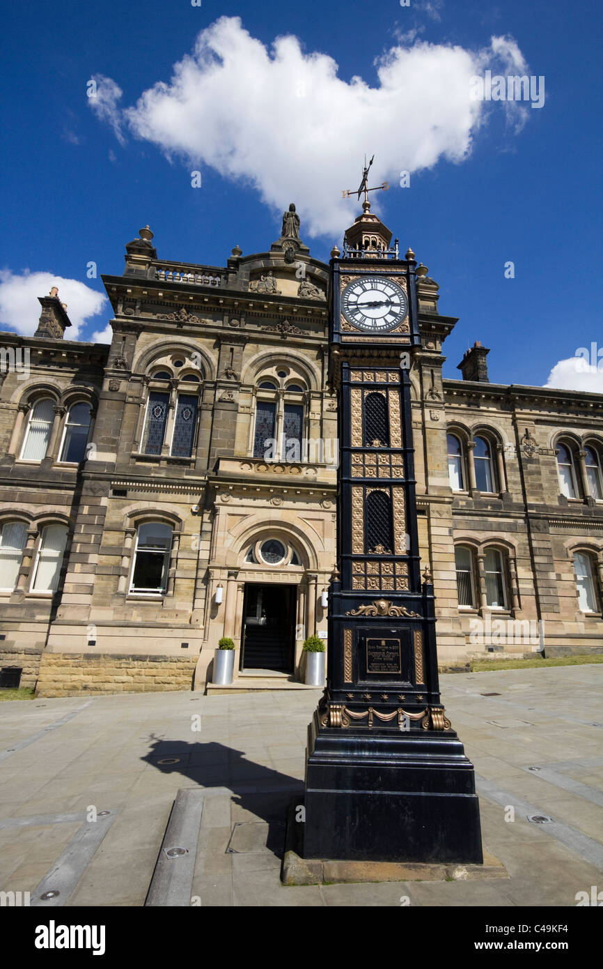 gateshead council offices tyne and wear england Stock Photo - Alamy