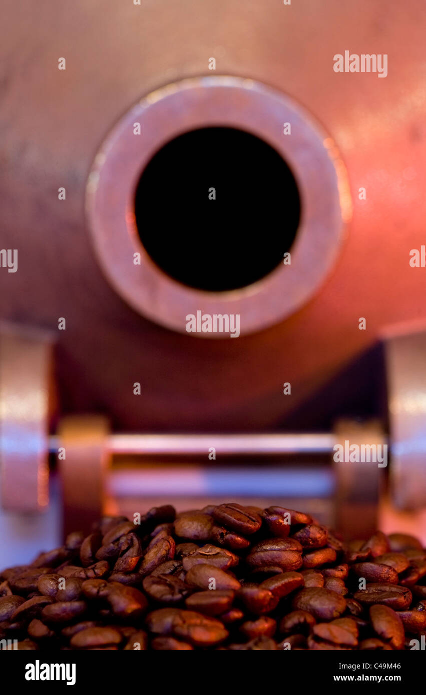 Coffee beans toast machine Stock Photo - Alamy