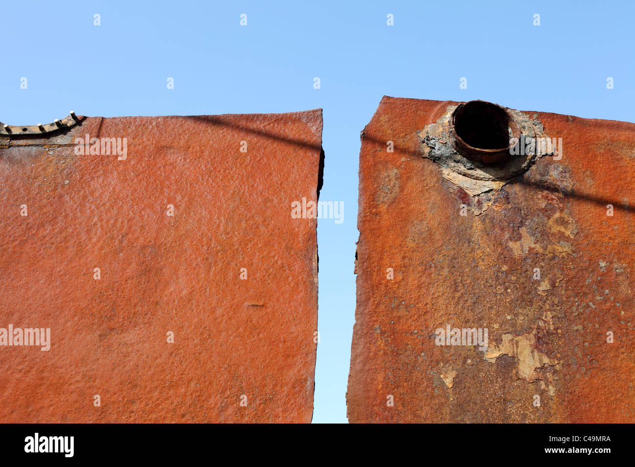 Rusted metal wall Stock Photo - Alamy