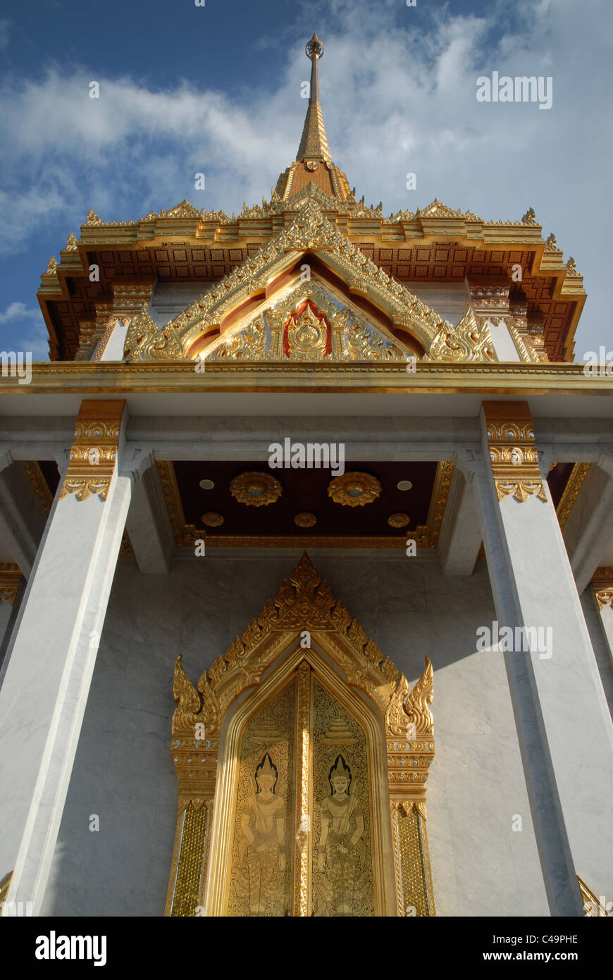 Wat Traimit, Temple of Golden Buddha, Bangkok, Thailand Stock Photo - Alamy