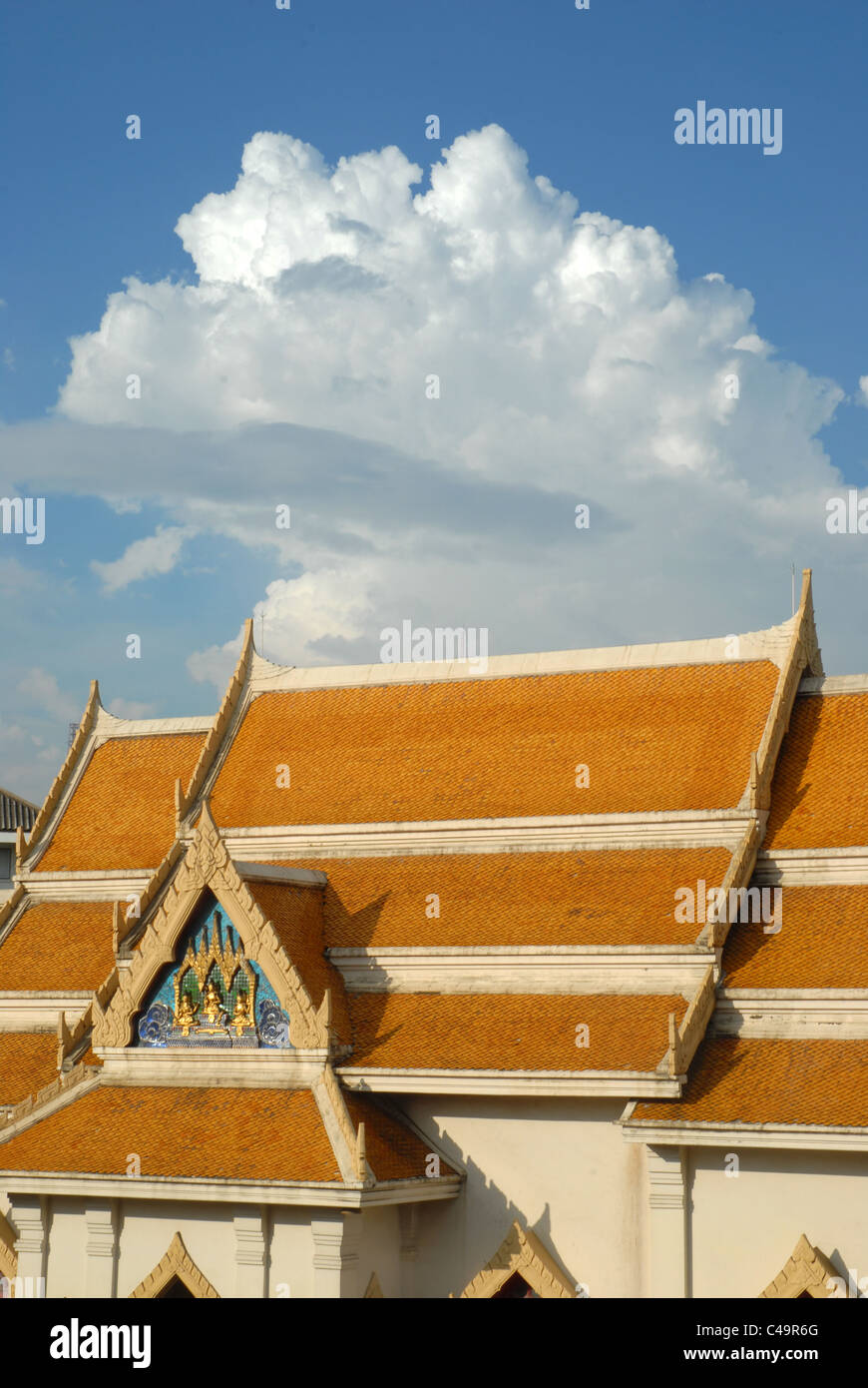 Wat Traimit, Temple of Golden Buddha, Bangkok, Thailand Stock Photo - Alamy