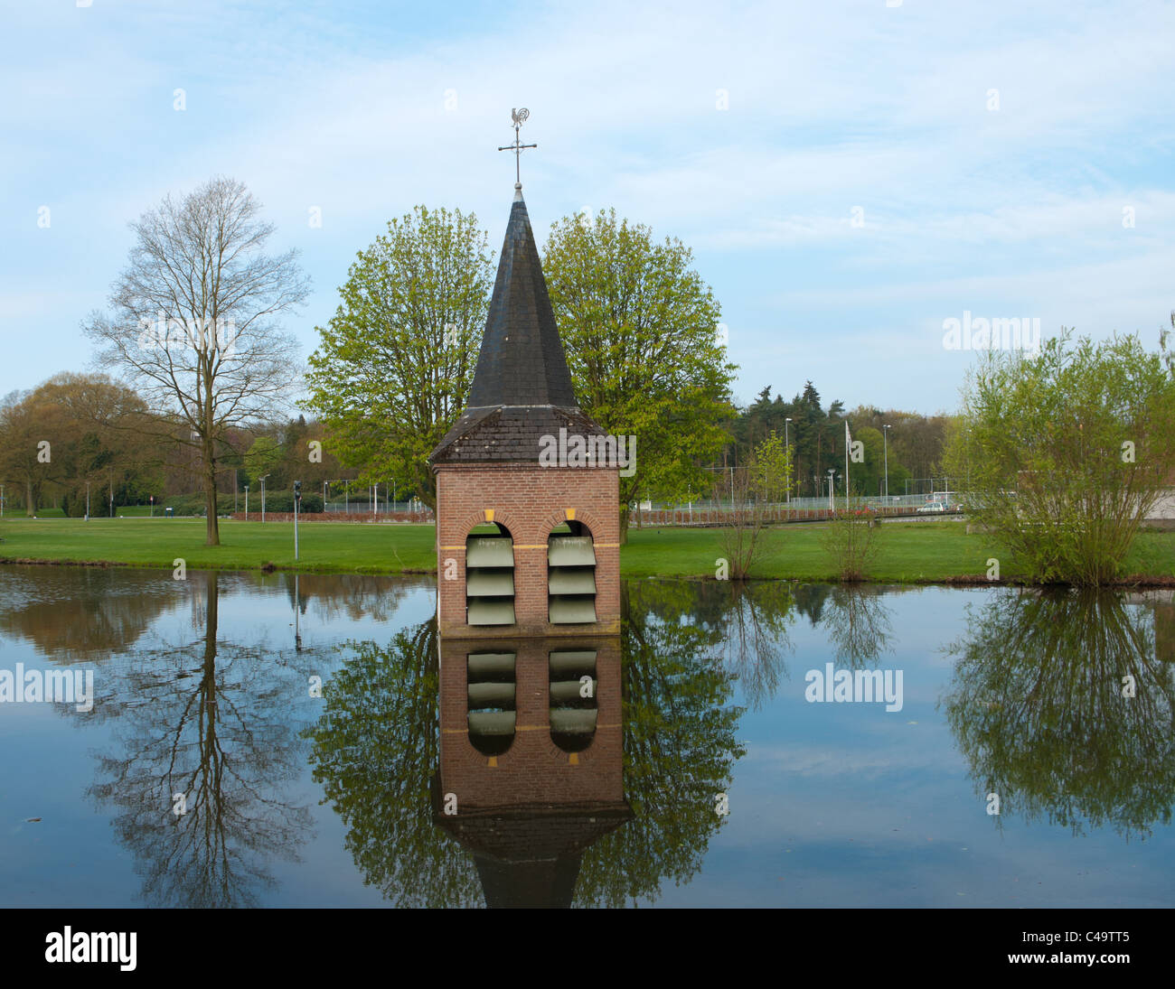 The sunken church hi-res stock photography and images - Alamy
