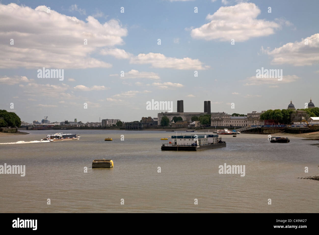 river thames looking east greenwich london england Stock Photo - Alamy