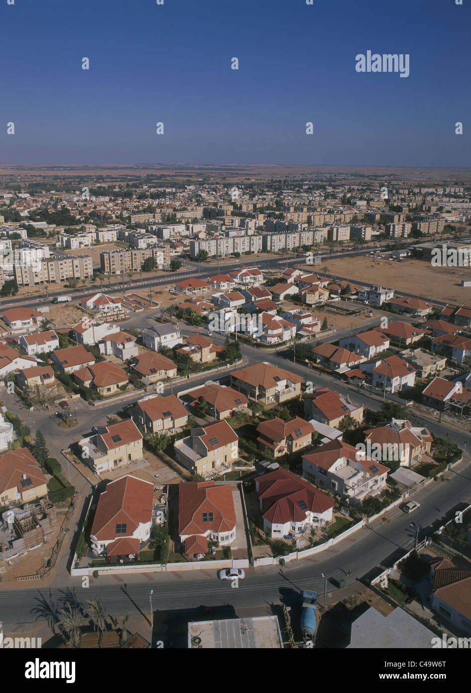 Aerial photograph of the town of Ofakim in the northern Negev desert ...