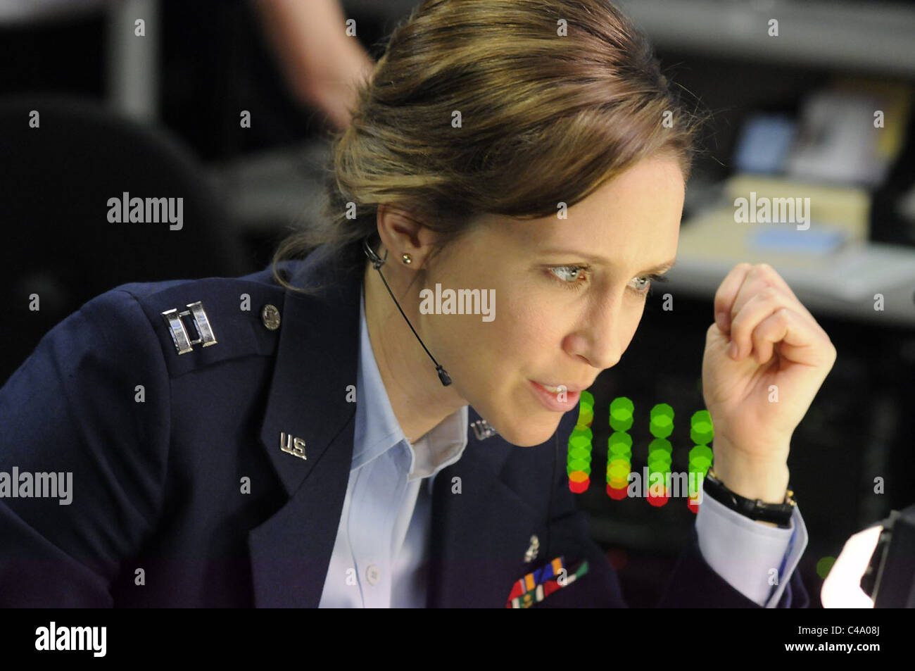 SOURCE CODE (2011) DUNCAN JONES (DIR) VERA FARMIGA 010 MOVIESTORE ...
