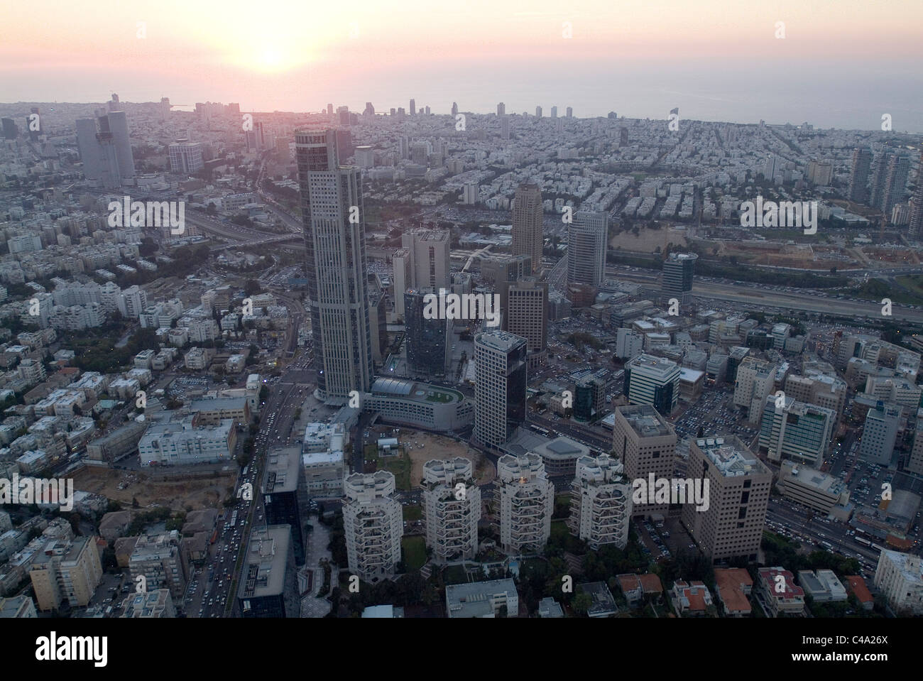 Aerial photograph city ramat gan hi-res stock photography and images ...