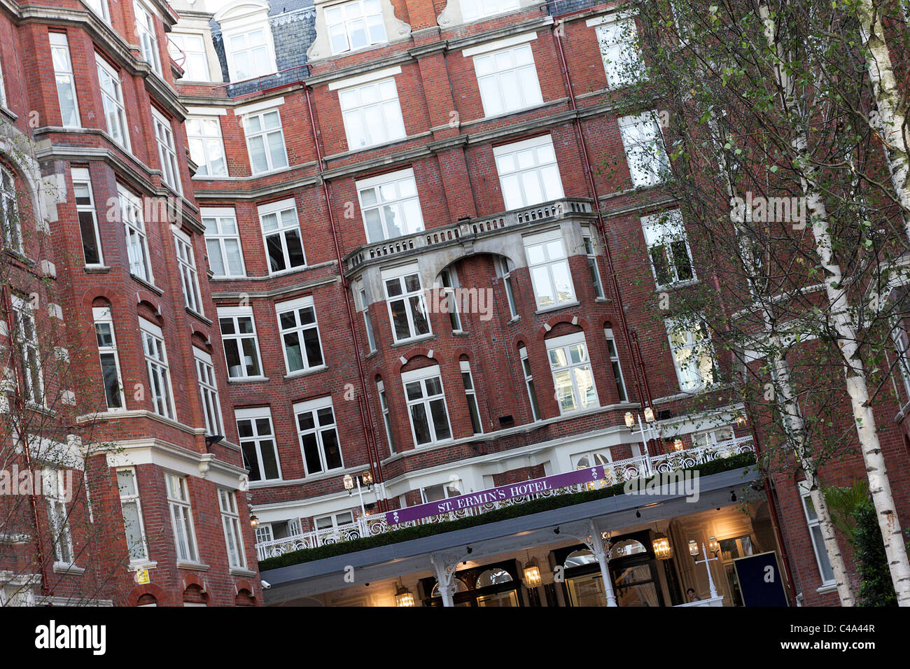 Caxton street hi-res stock photography and images - Alamy