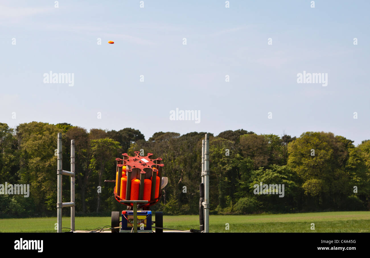 Clay pigeon hi-res stock photography and images - Alamy