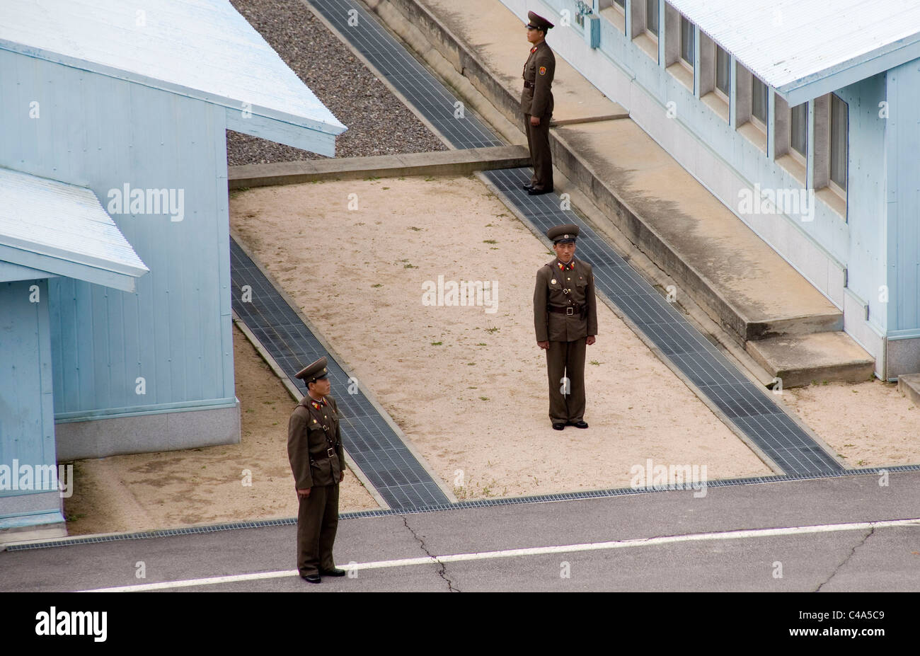 North Korean army soldiers on the 38th parallel at Panmunjom (North ...