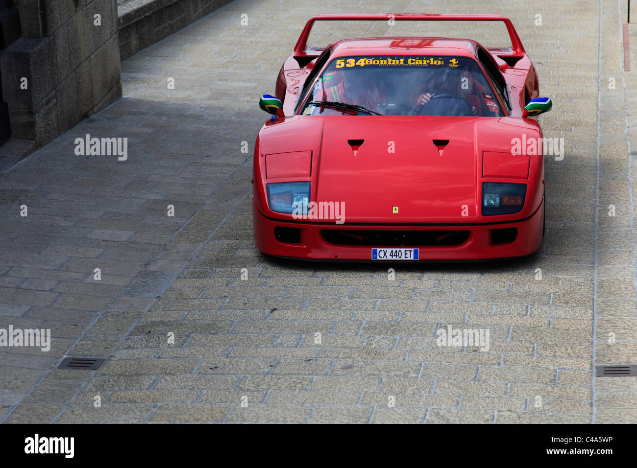 Enzo ferrari f40 hi-res stock photography and images - Alamy