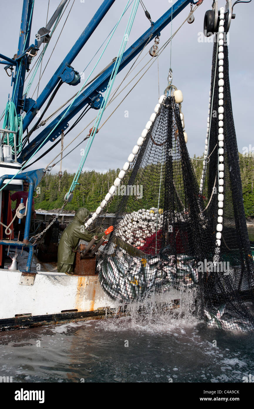Commercial fishing net boat hi-res stock photography and images - Alamy