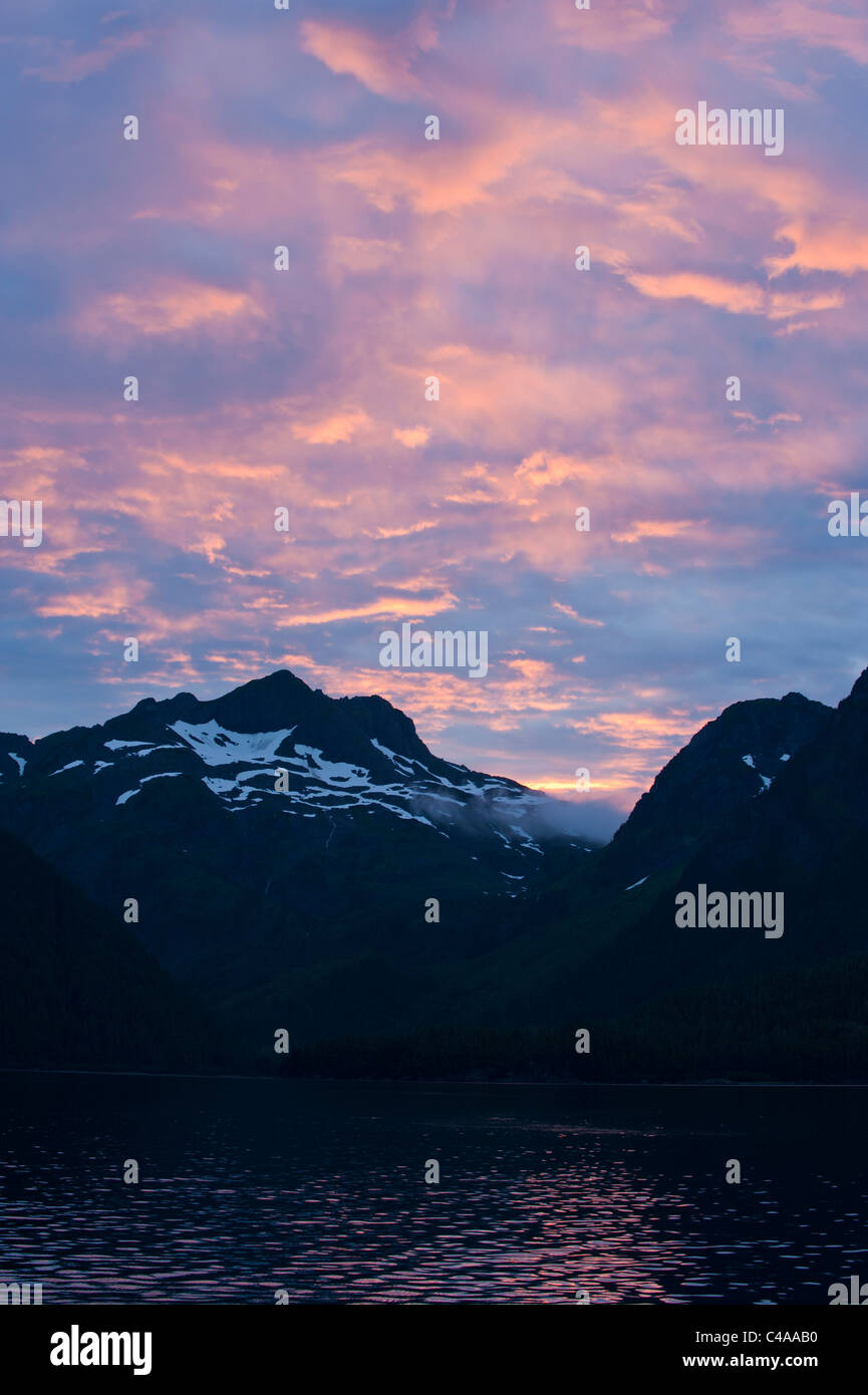 Prince William Sound, Alaska. Beautiful sunset over the Chugach ...