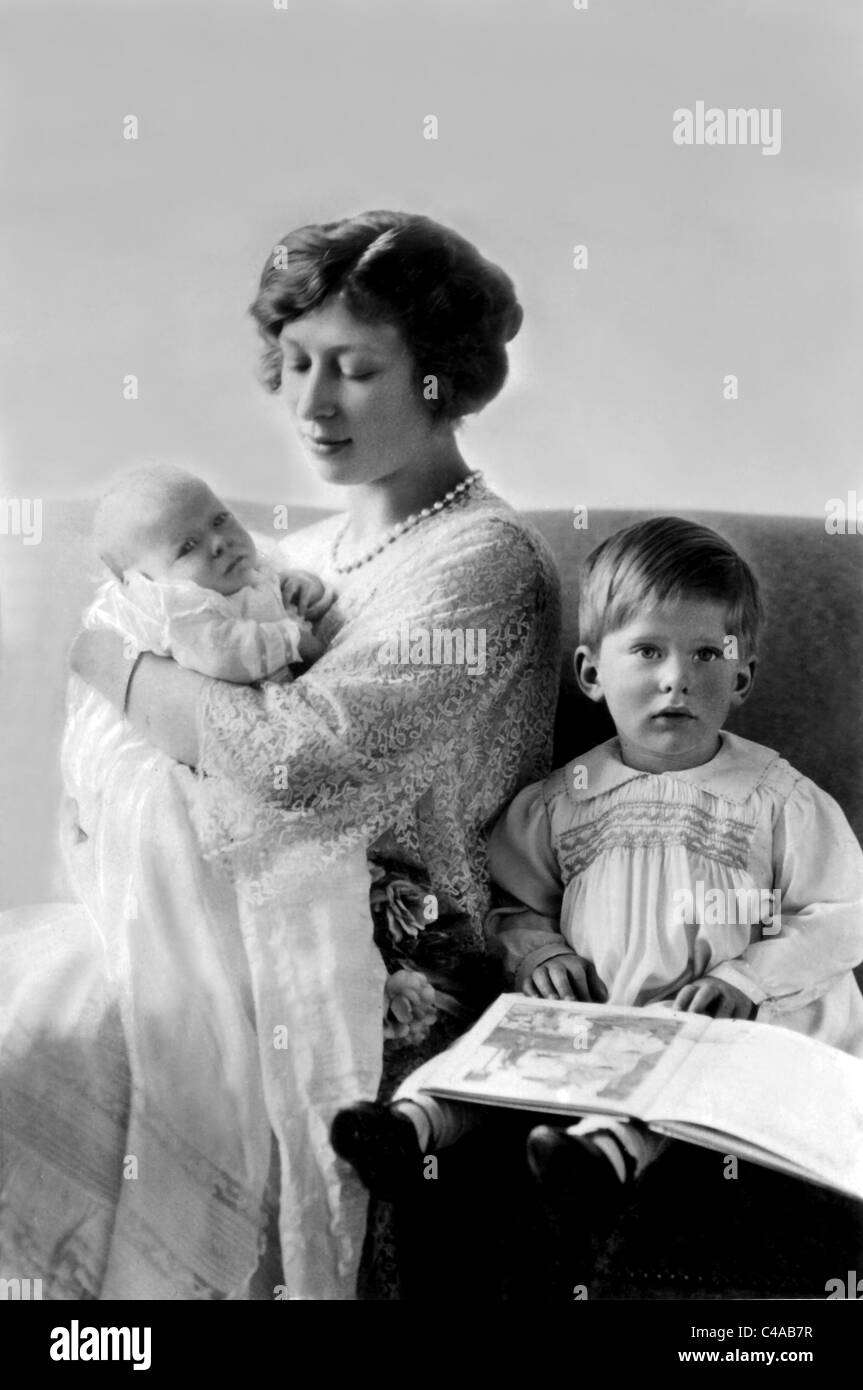 Gerald lascelles hi-res stock photography and images - Alamy