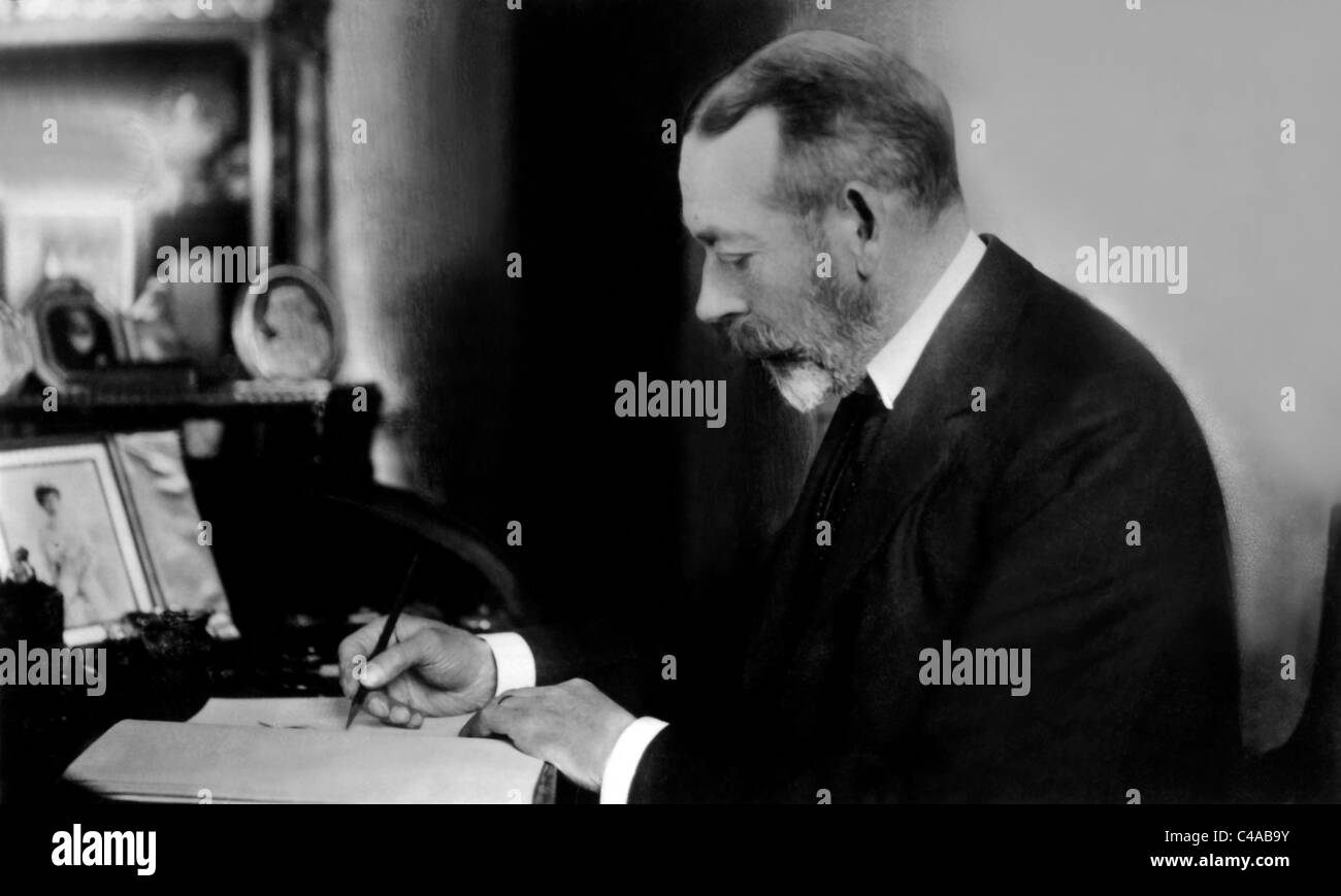 King george v hi-res stock photography and images - Alamy