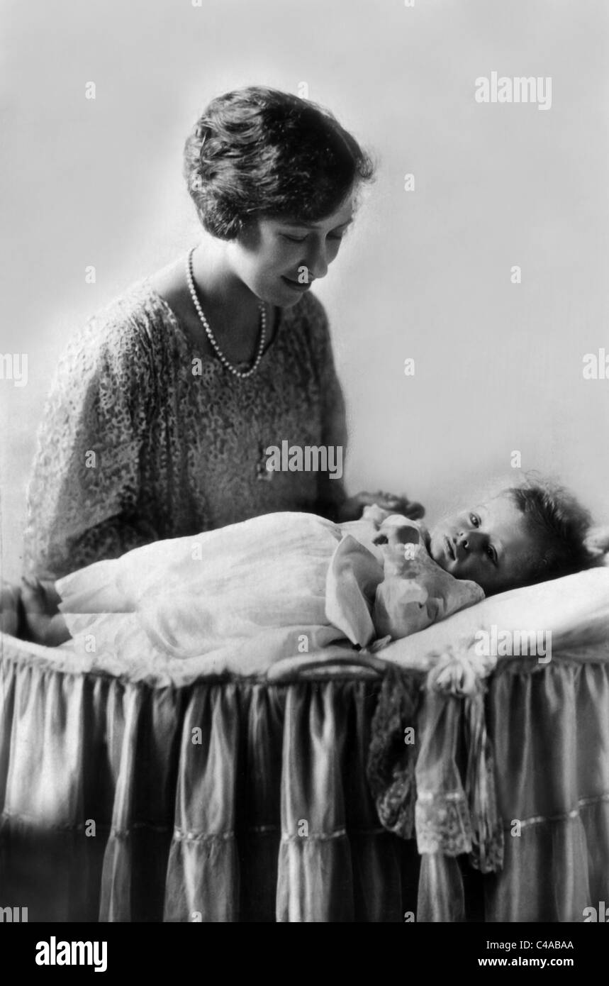 Mary mother of the family hi-res stock photography and images - Alamy