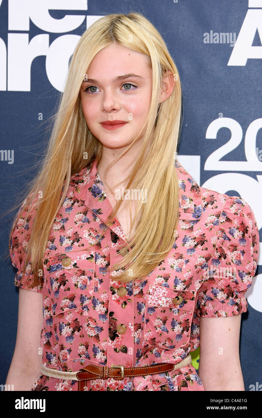 Elle fanning 2011 hi-res stock photography and images - Alamy
