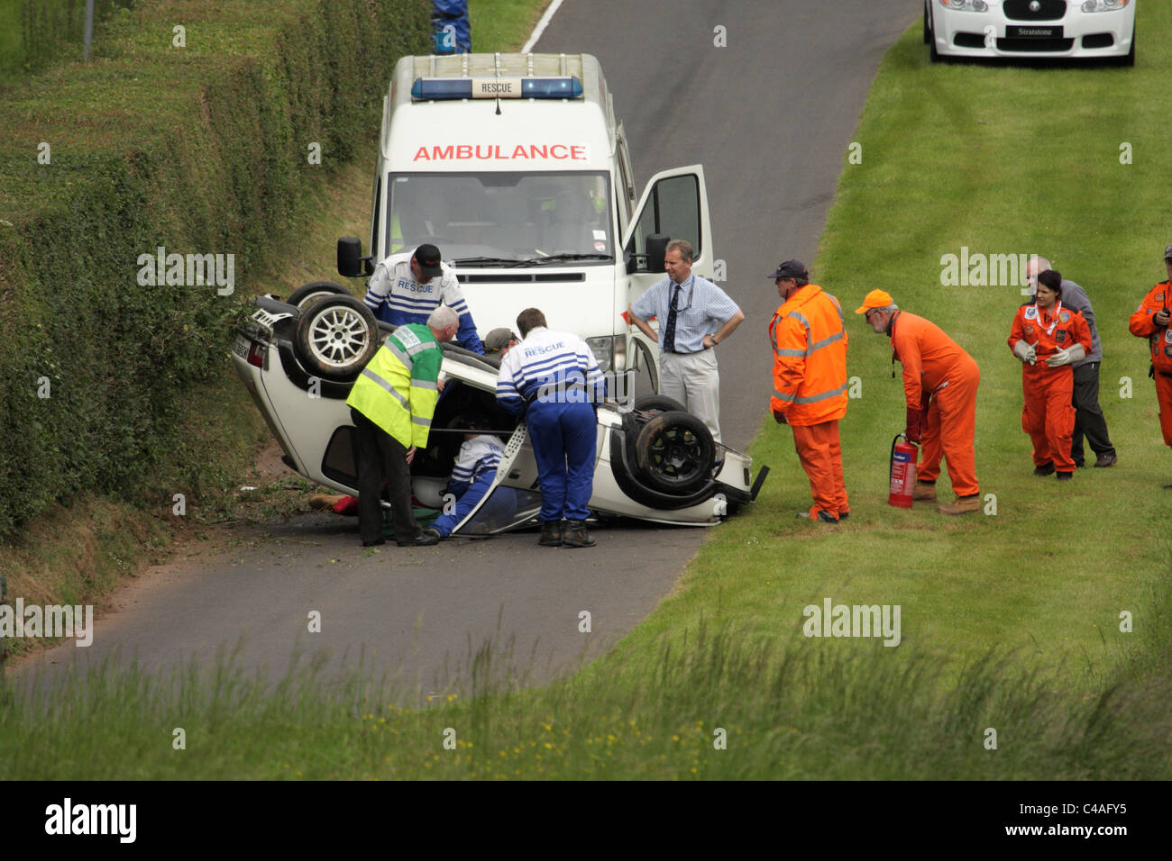 Emergency Rescue Personnel High Resolution Stock Photography and Images - Alamy