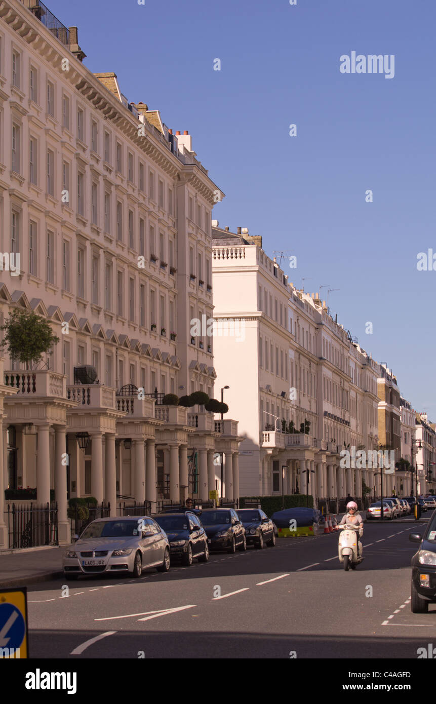 Eaton place sw1 hi-res stock photography and images - Alamy