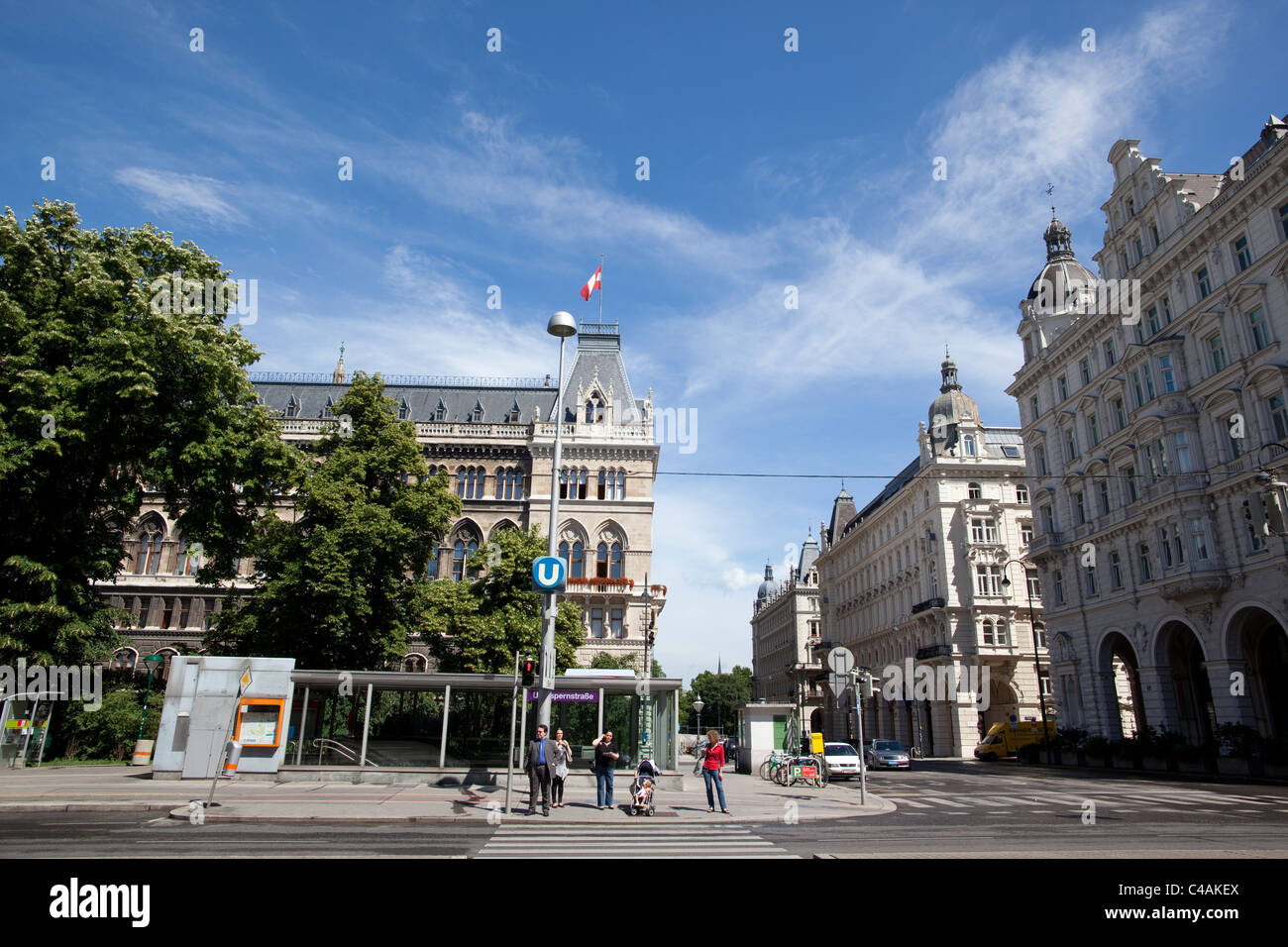 Rathaus Vienna seen from Landesgerichtstrabe. Photo:Jeff Gilbert Stock ...