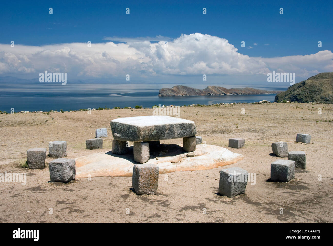Chincana ruins, 15th-16th c, ceremonial table Stock Photo - Alamy