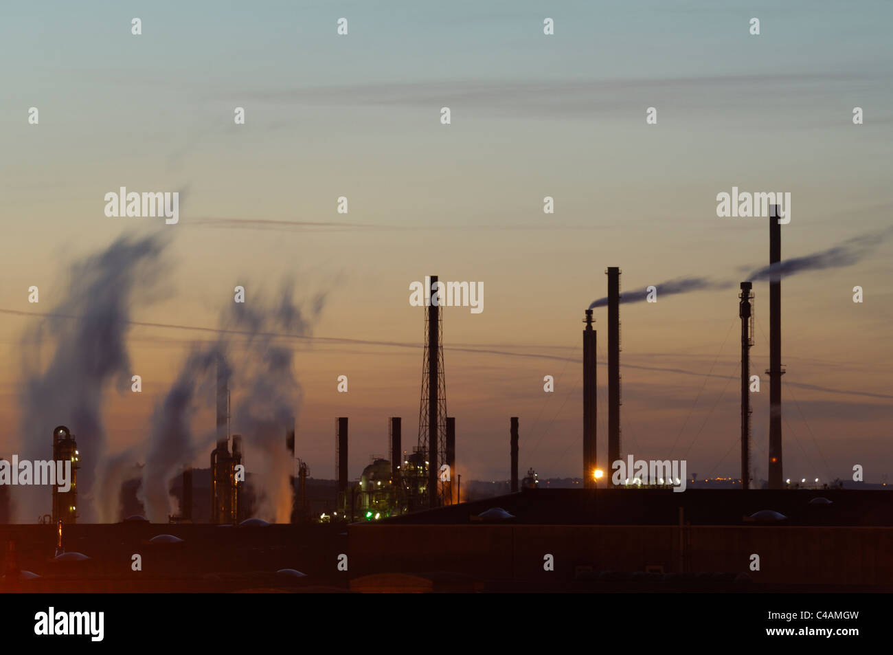 Total petrochemical complex hi-res stock photography and images - Alamy